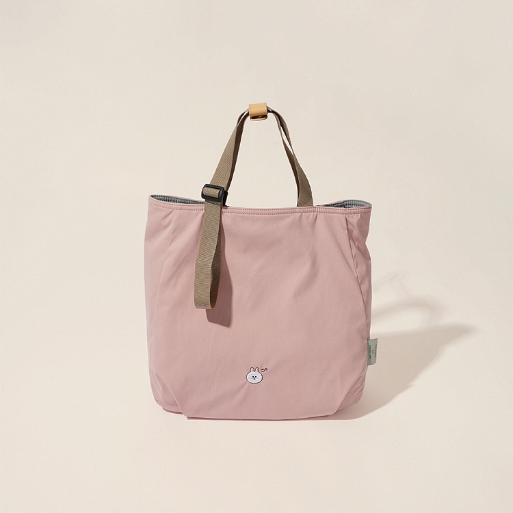 HELLOLULU 【LINE FRIENDS】JONNA雙面兩用斜背包(M)- 兔兔/莎莉 - PChome 24h購物