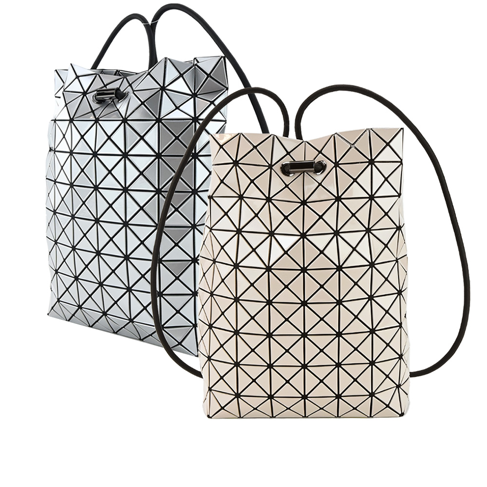 ISSEY MIYAKE 三宅一生 BAOBAO WRING 亮面束口後背包 - PChome 24h購物