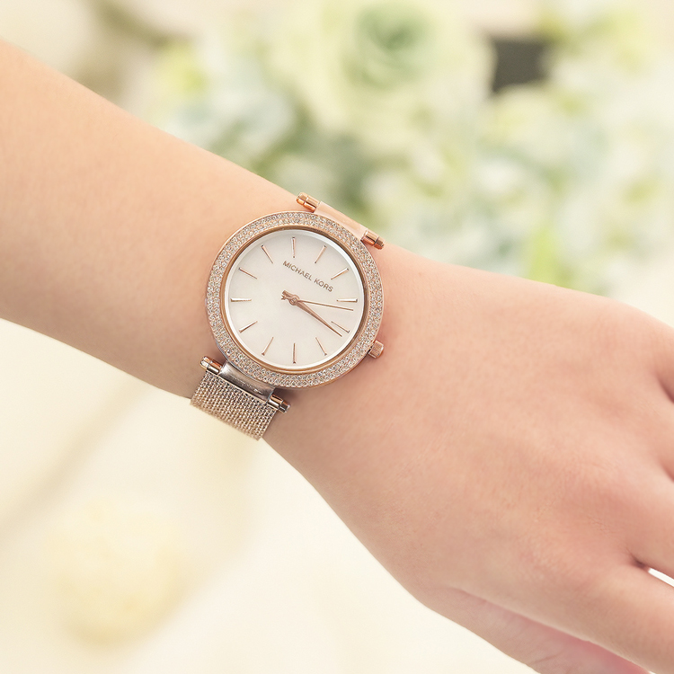 MICHAEL KORS MK4519 水晶鑽框珍珠貝時尚腕錶.玫瑰金 - PChome 24h購物
