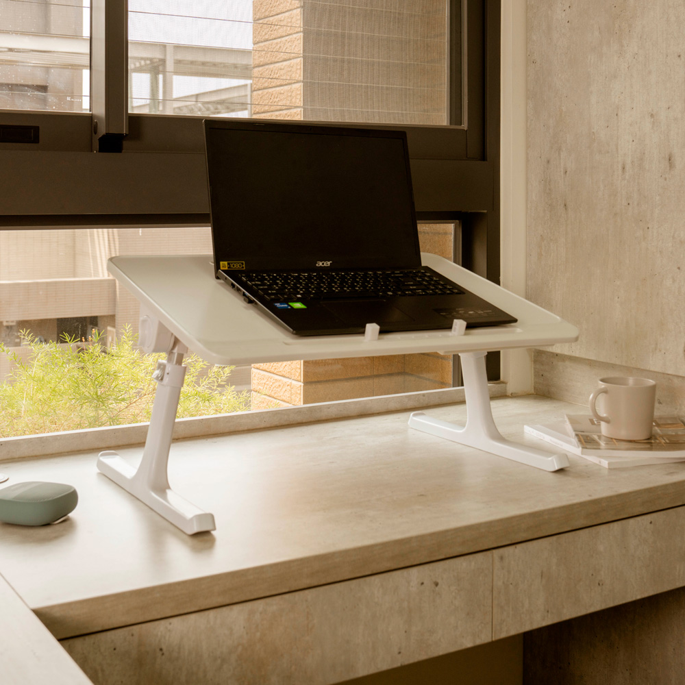 【ikloo】可調式床上摺疊桌(懶人桌) - PChome 24h購物